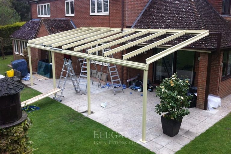 Custom Brackets – Special Fixing of Glass Verandas | Elegant