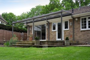 Custom Brackets – Special Fixing of Glass Verandas | Elegant