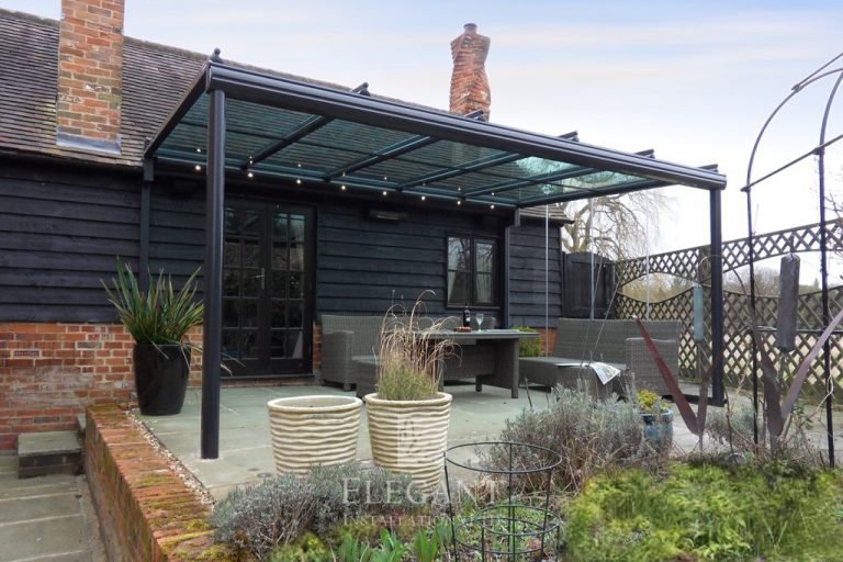 Custom Brackets – Special Fixing of Glass Verandas | Elegant