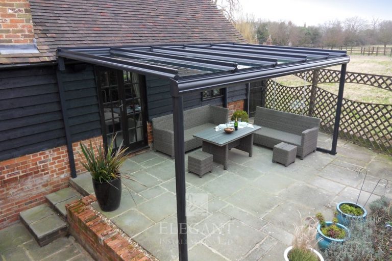 Custom Brackets – Special Fixing of Glass Verandas | Elegant